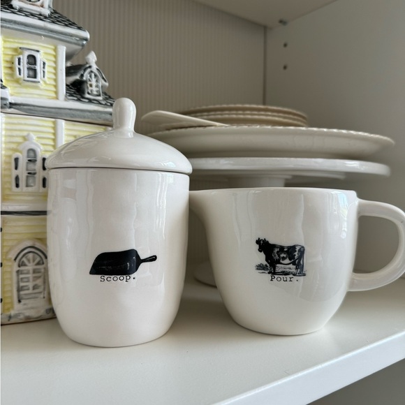 Rae Dunn | Kitchen | Rae Dunn Pour And Scoop Sugar And Creamer Set So ...